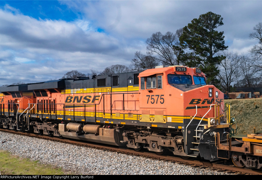 BNSF 7575